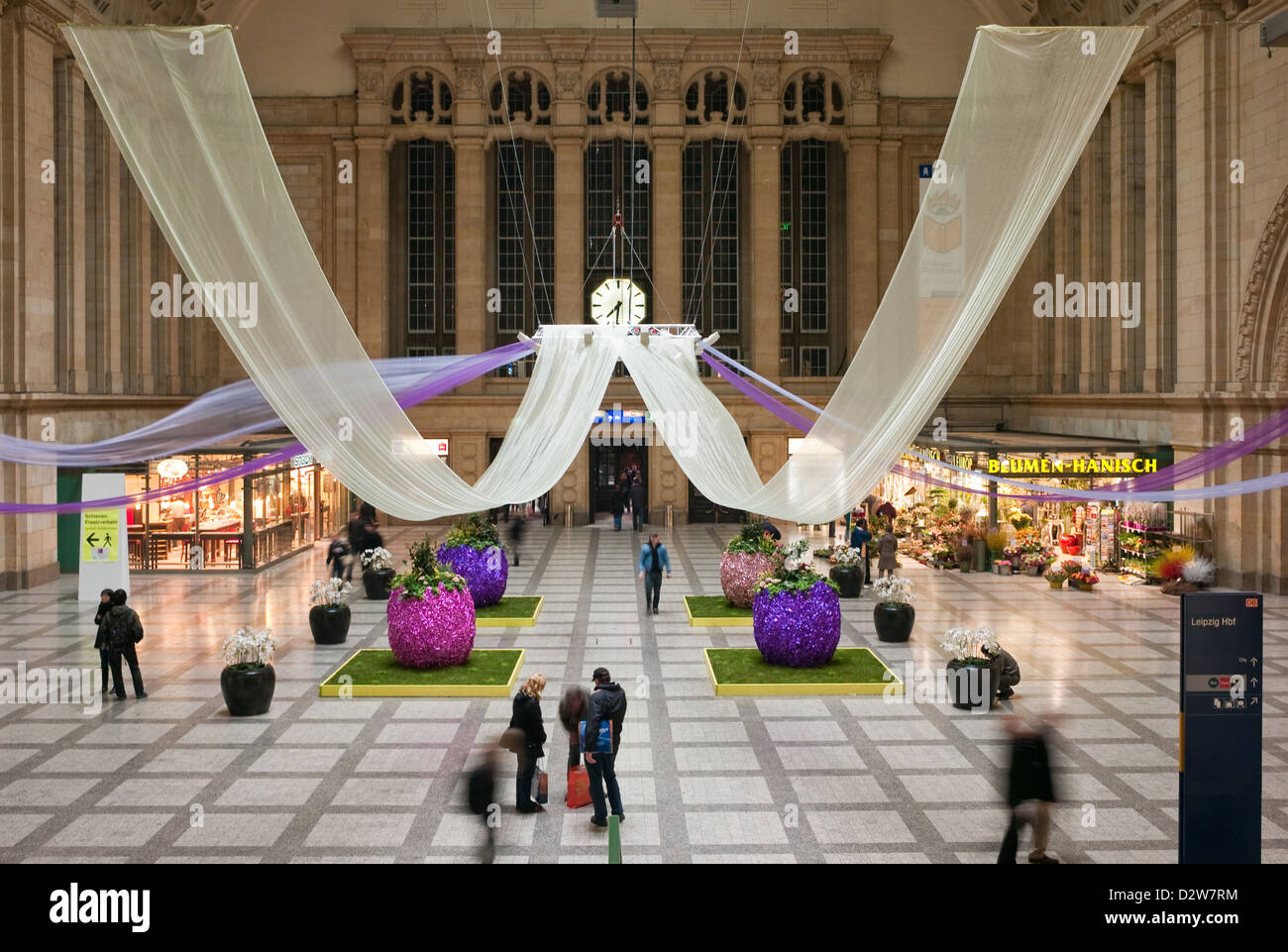 Easter train hi-res stock photography and images - Alamy