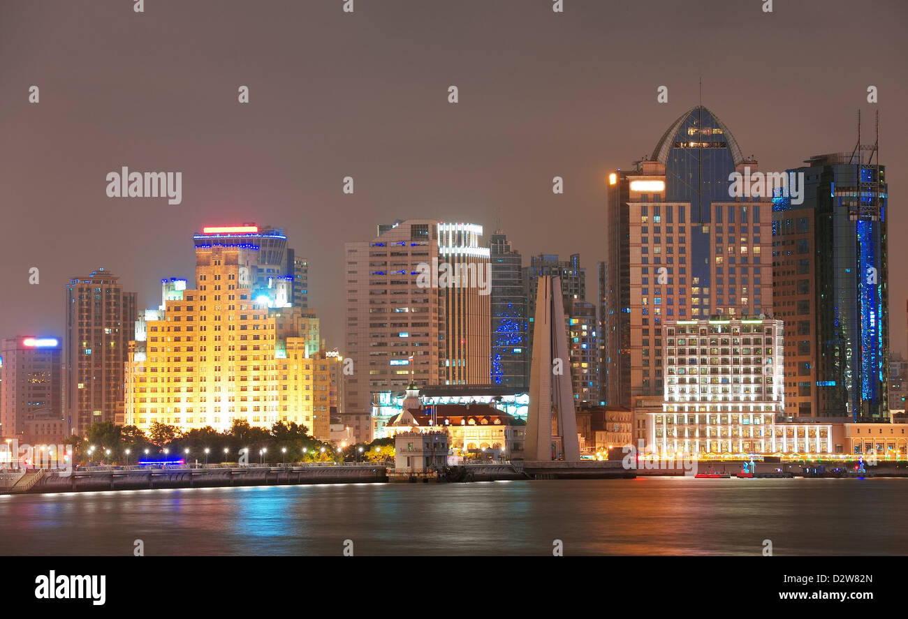 Shanghai Waitan night view with historic buildings over Huangpu River ...