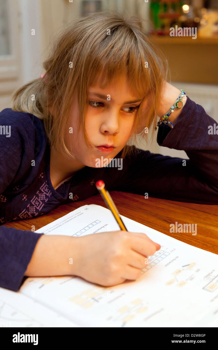 Homework icon hi-res stock photography and images - Alamy
