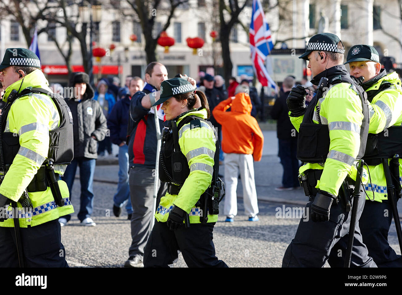 Belfast, Northern Ireland, UK. PSNI police officers take up positions ...