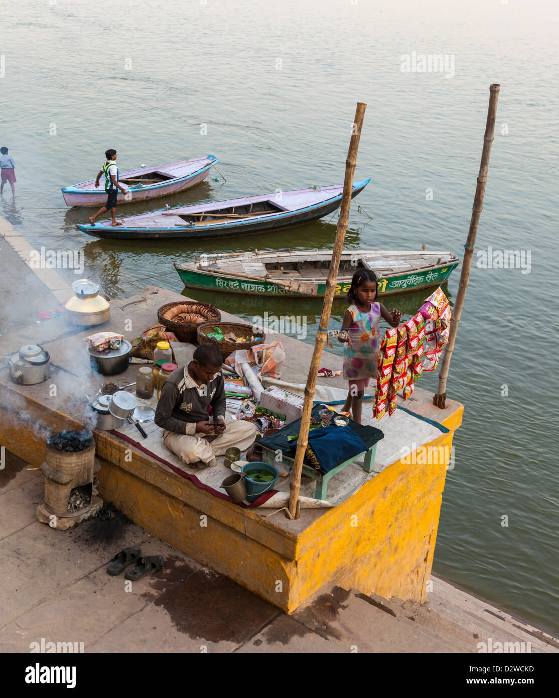 Varanasi ghat boats hi-res stock photography and images - Alamy