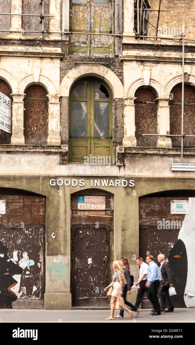 Urban derelict building hi-res stock photography and images - Alamy