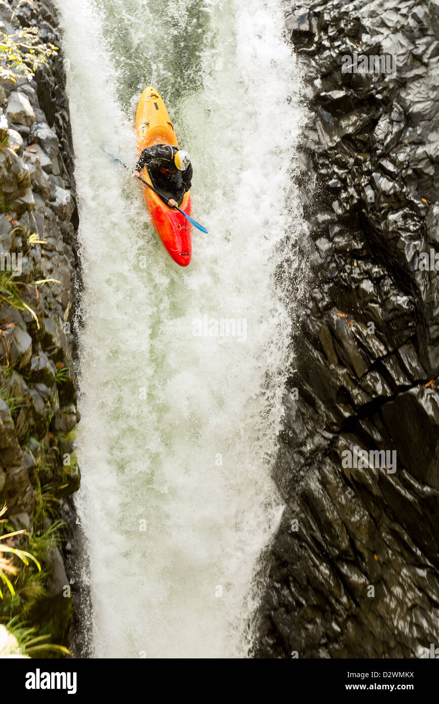 Diving raft hi-res stock photography and images - Alamy