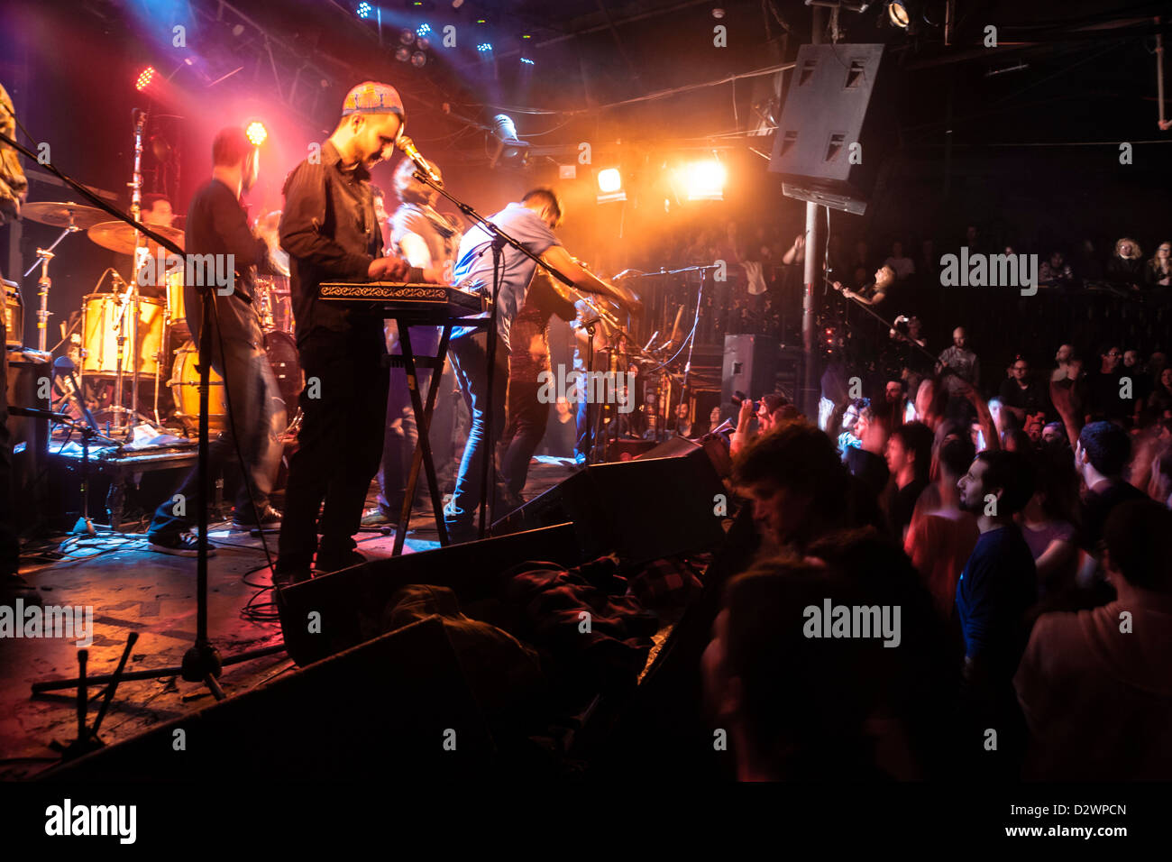 Multigenerational ethnic family hi-res stock photography and images - Alamy