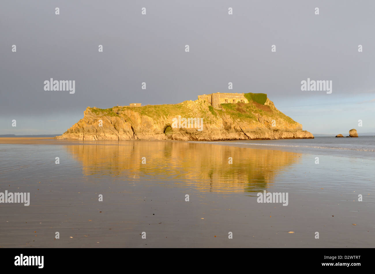 St Catherines Island Fort late evening light South Beach Tenby ...