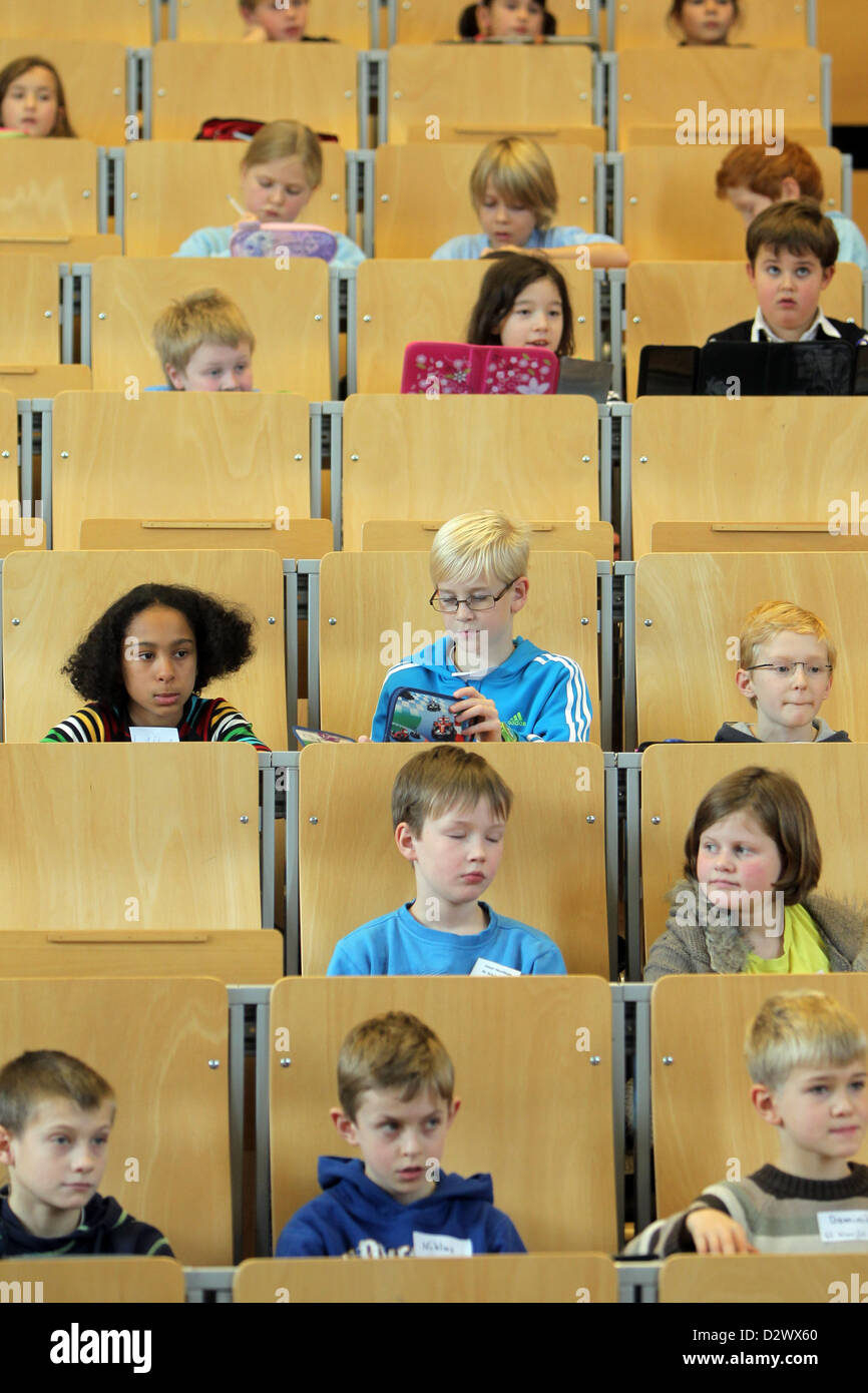 Math olympiad hi-res stock photography and images - Alamy