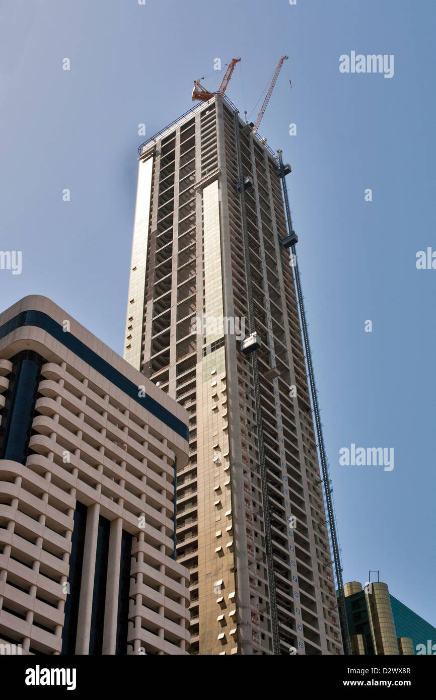 Tall structures hi-res stock photography and images - Alamy