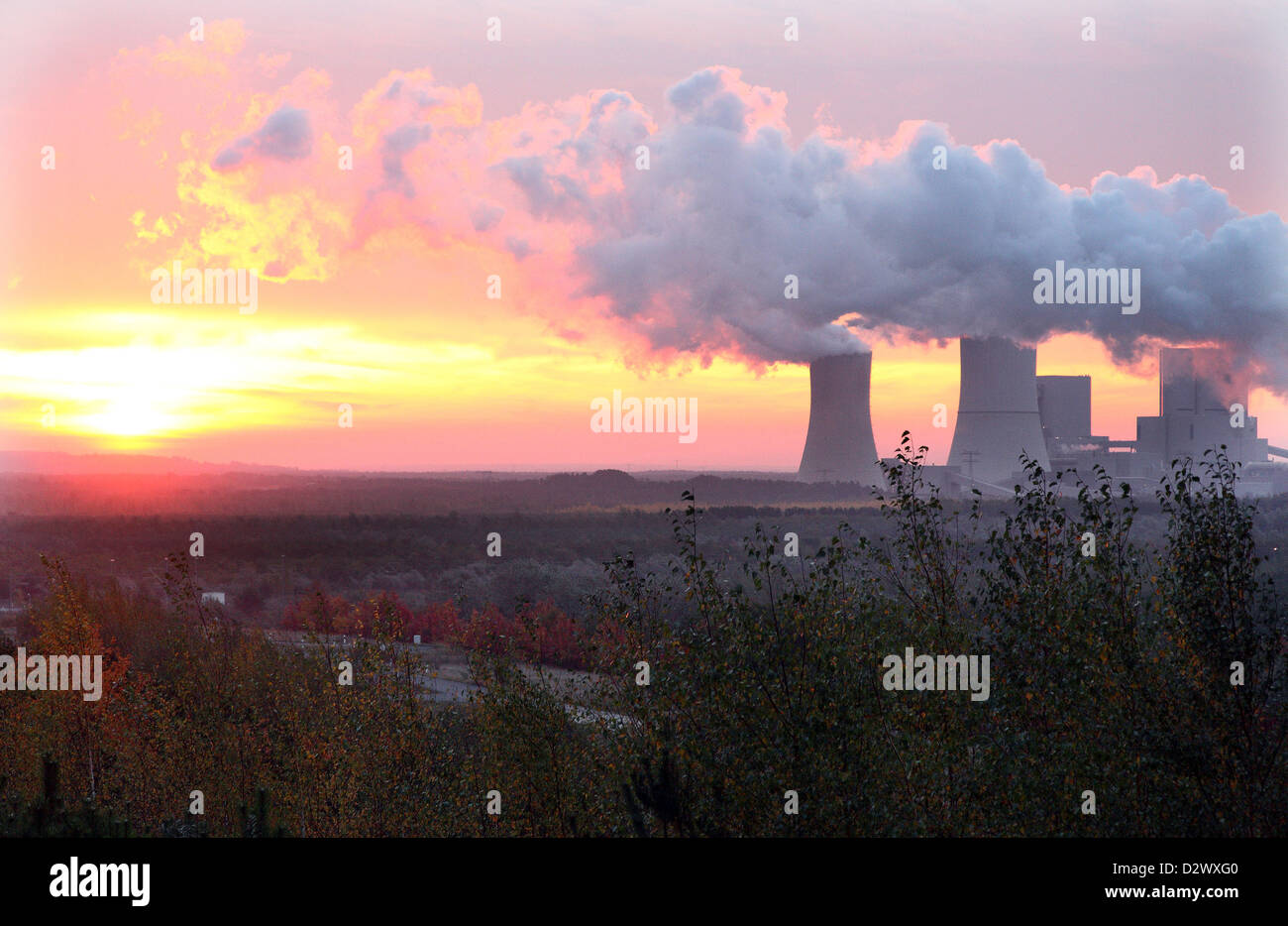 Sprey, Germany, Boxberg power plant at dusk Stock Photo - Alamy