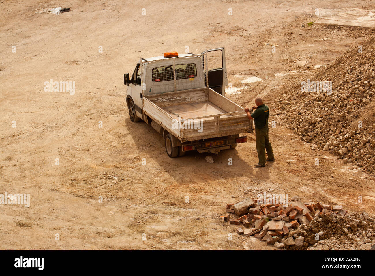 Load of bricks hi-res stock photography and images - Alamy