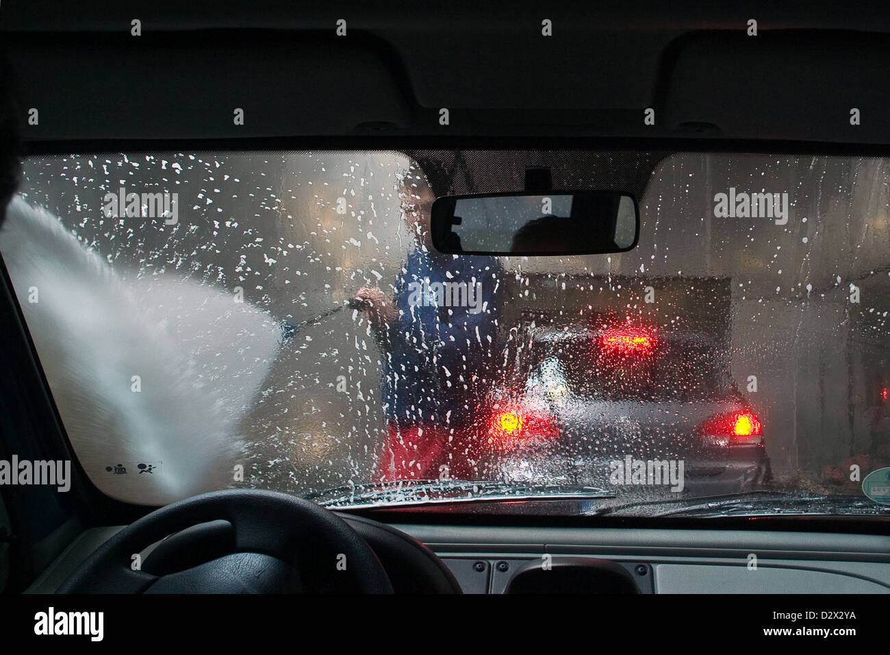 Drive through car wash hi-res stock photography and images - Alamy