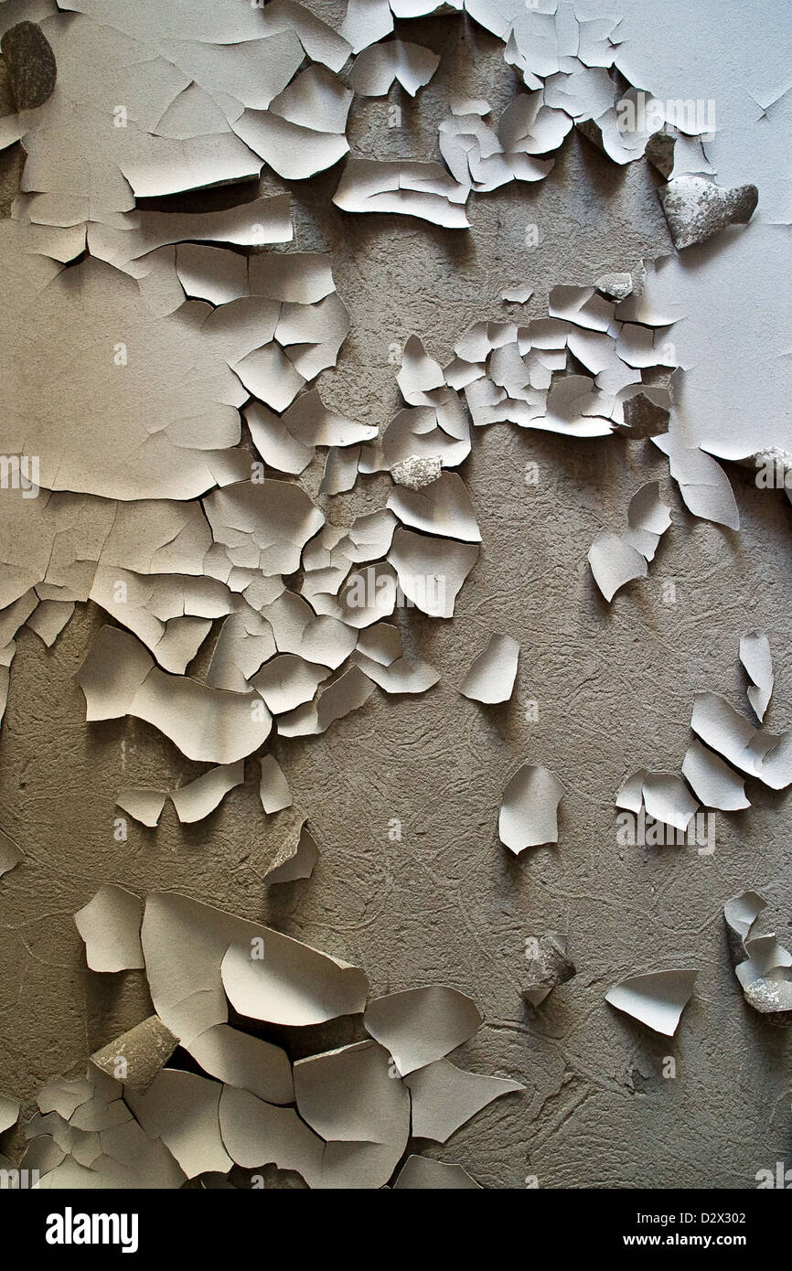 Berlin, Germany, plaster is crumbling off the wall Stock Photo - Alamy