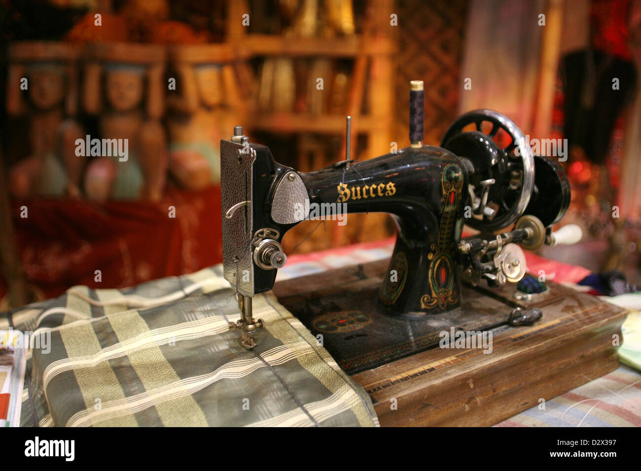 Berlin sewing hi-res stock photography and images - Alamy