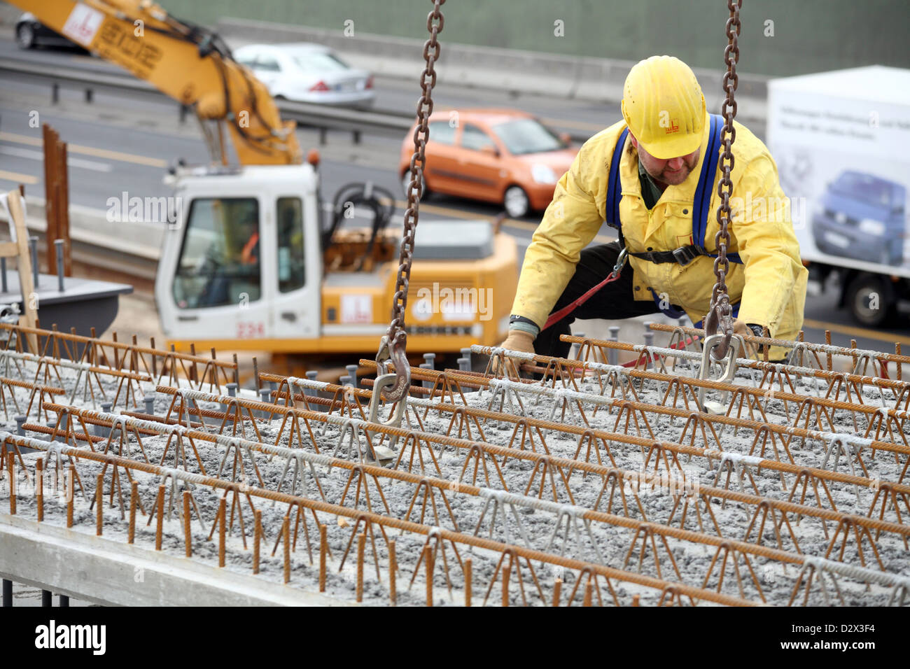 Berlin, Germany, construction workers at the site Spandauer Damm Stock ...