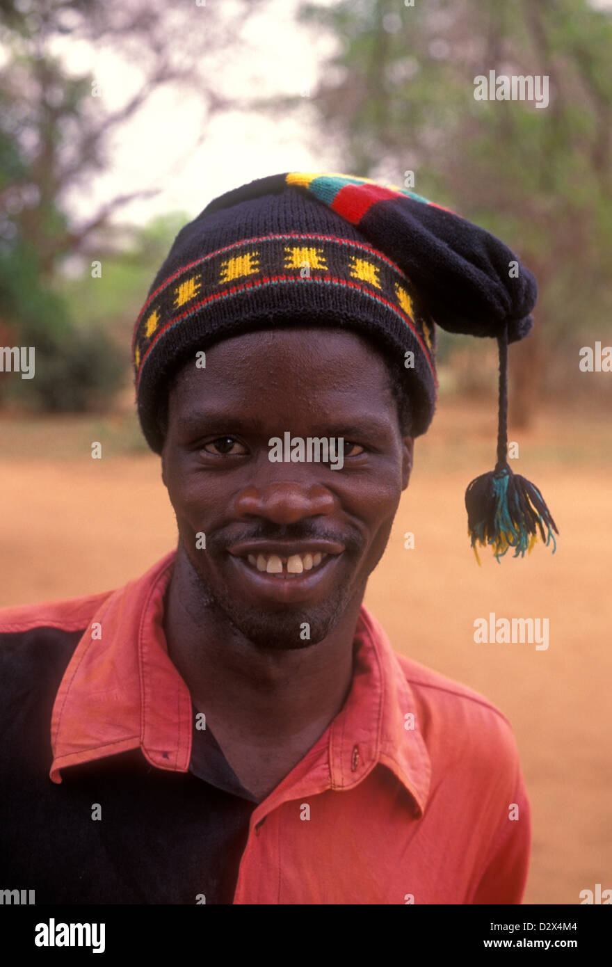 Shona tribe hi-res stock photography and images - Alamy