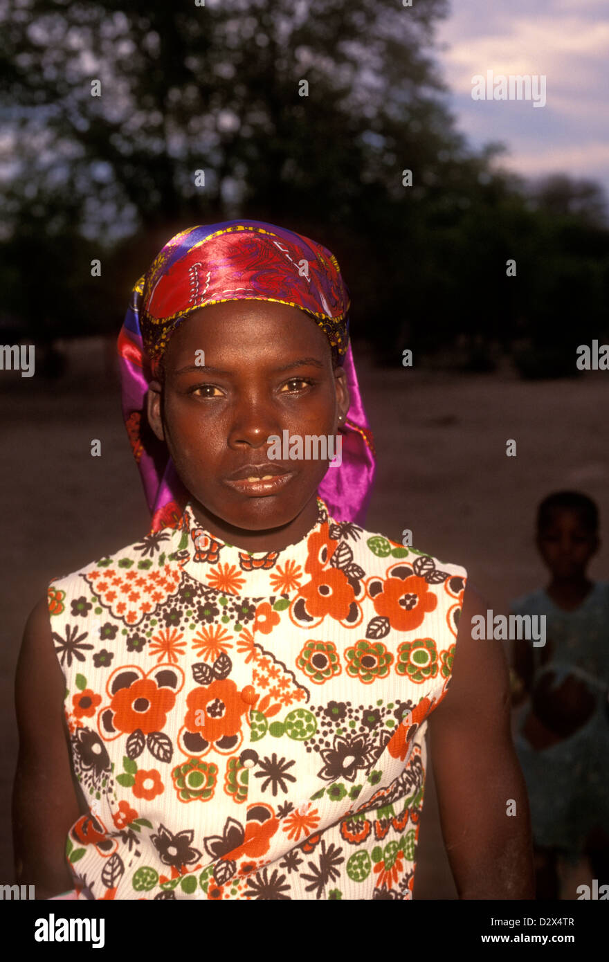 1, one, Zimbabwean, woman, adult woman, eye contact, head and shoulders ...