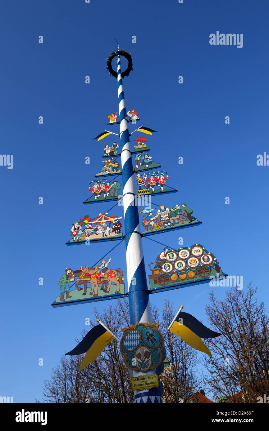 Munich, Germany, maypole on the Viktualienmarkt Munich Stock Photo - Alamy