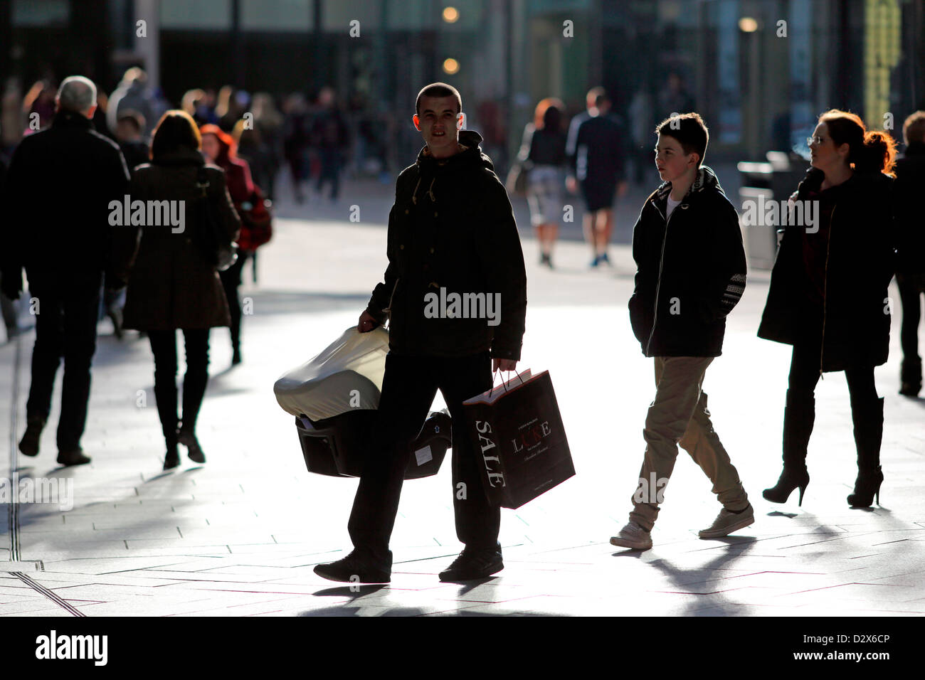 Shoppers bags hi-res stock photography and images - Alamy
