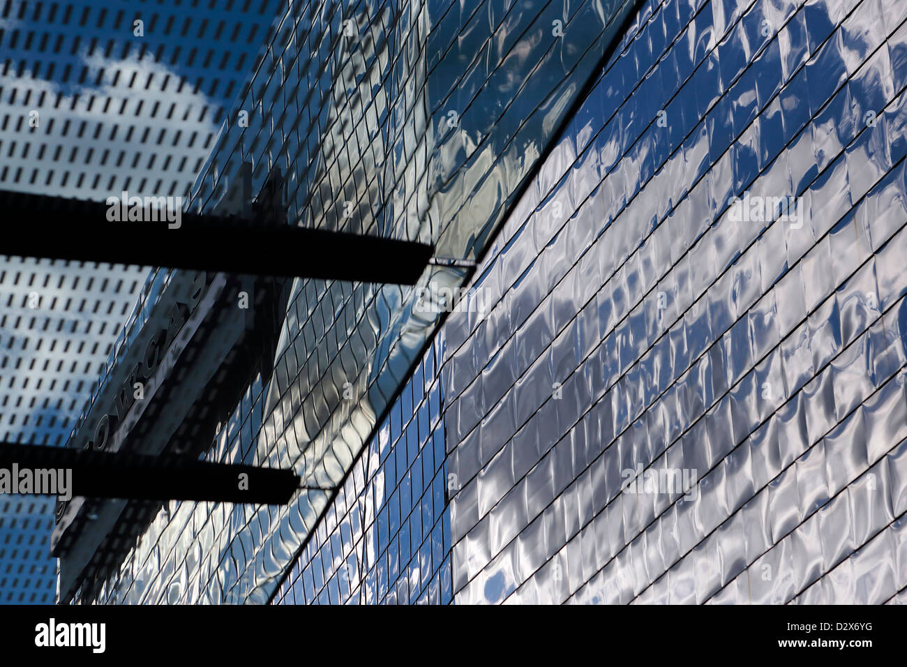 Glass window reflection hi-res stock photography and images - Alamy