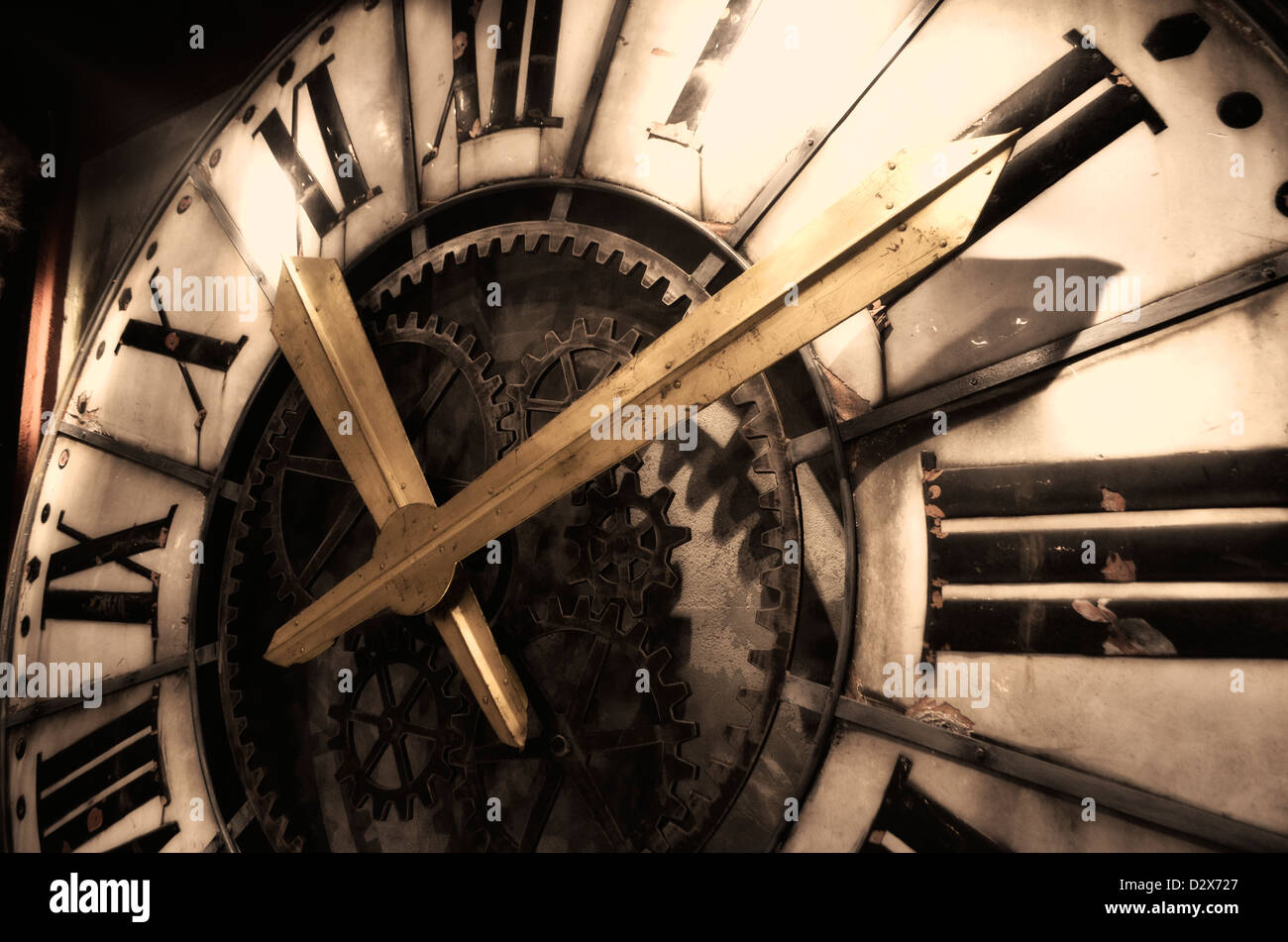 Old clock letters hi-res stock photography and images - Alamy