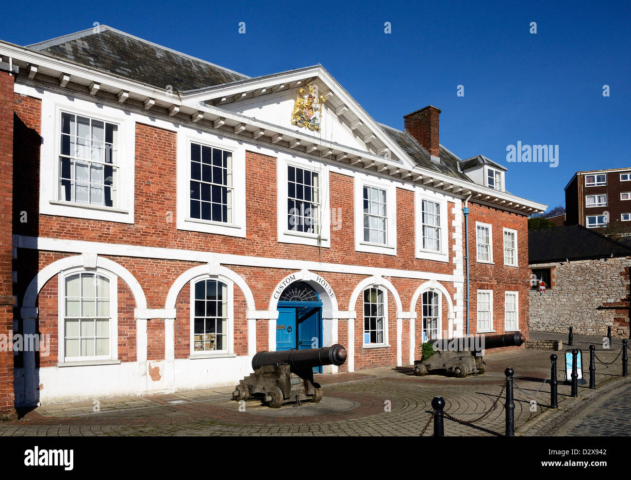 The custom house on the quayside at Exeter in Devon, UK Stock Photo - Alamy