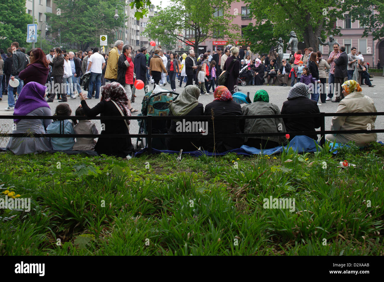Berlin germany turkish women in hi-res stock photography and images - Alamy