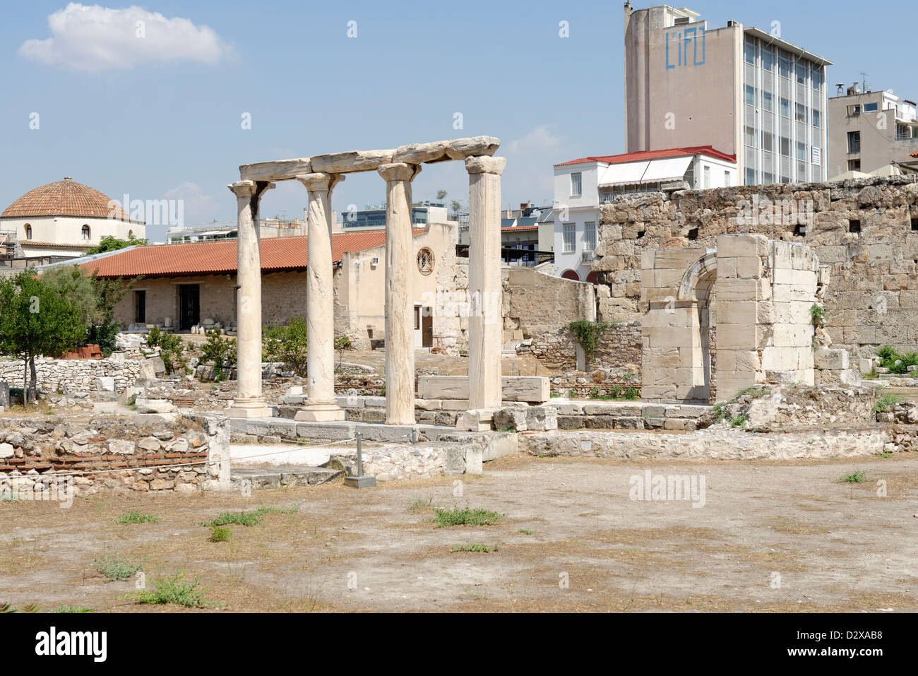 Athens. Greece Four standing columns on the original inner peristyled ...
