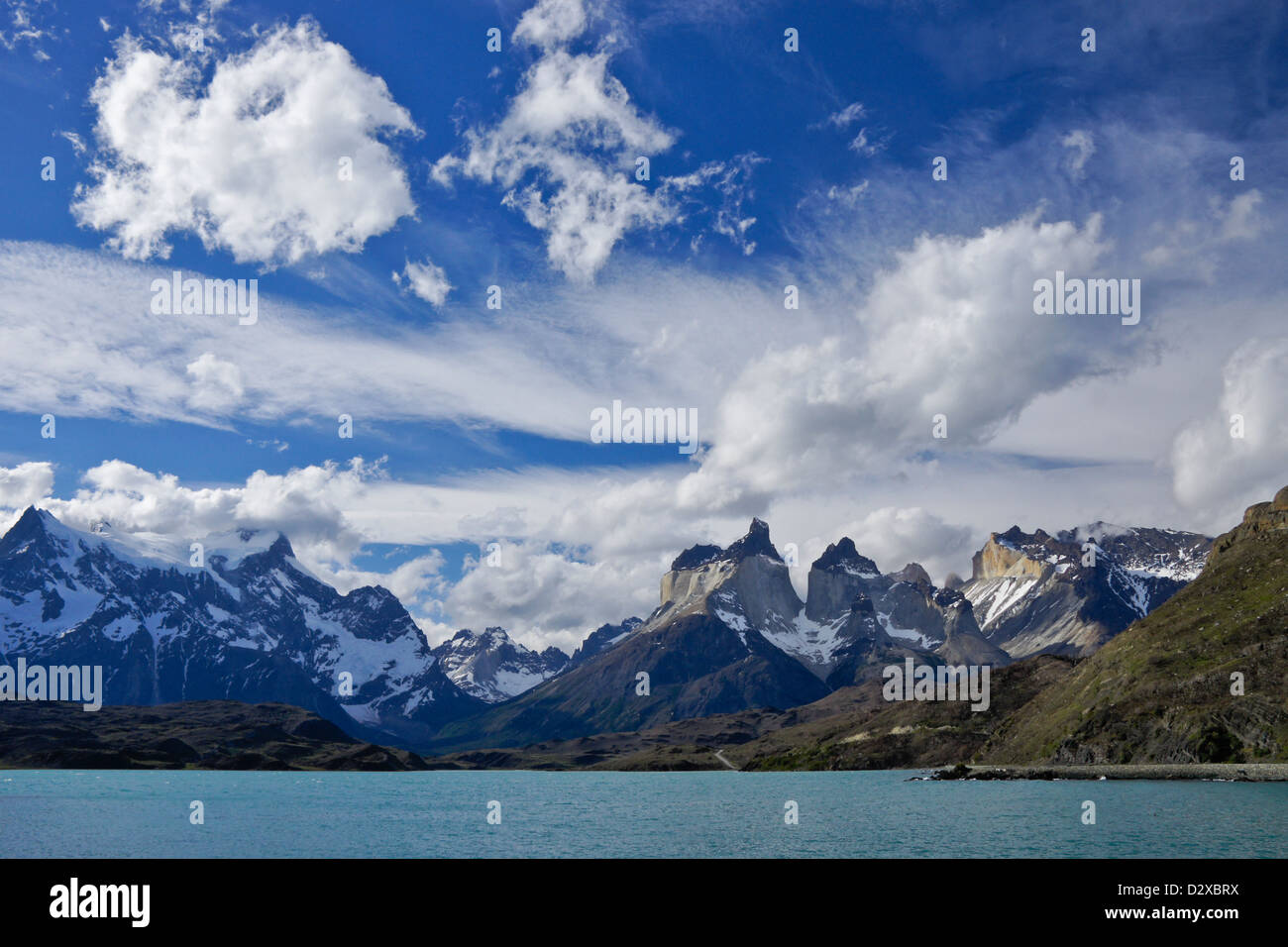 Lago pehoe lake paine massif patagonia hi-res stock photography and ...