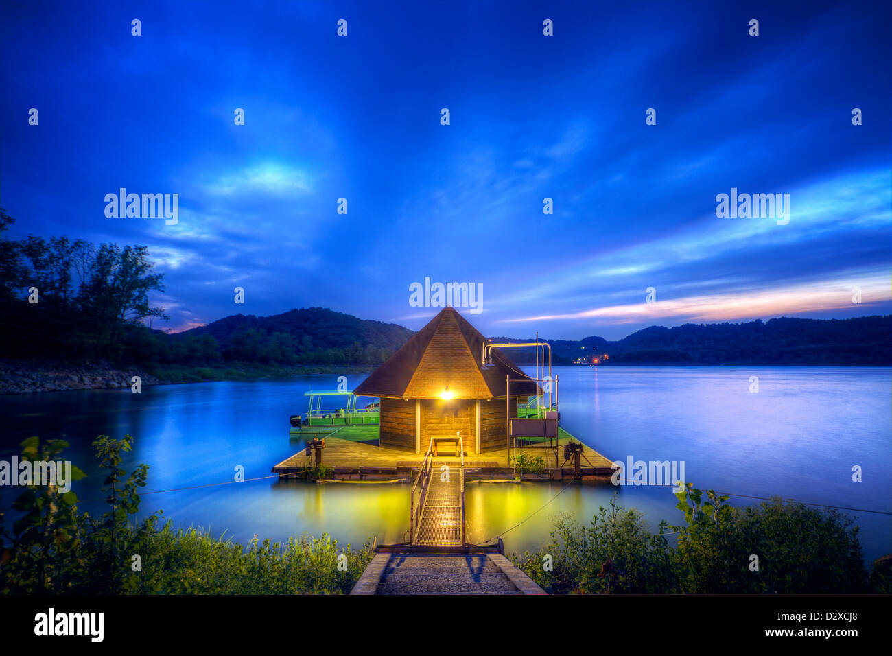 A beautiful sunrise over a lake Stock Photo - Alamy