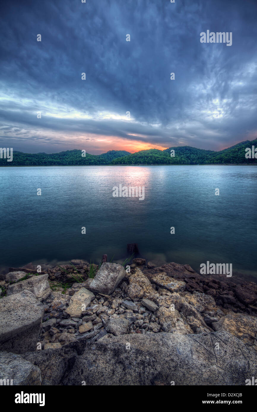 Sunrise over a lake hi-res stock photography and images - Alamy