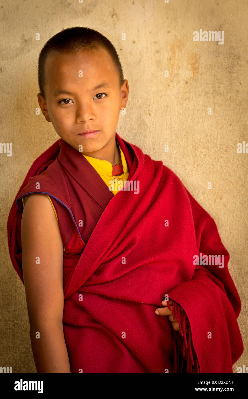 Young buddhist monk, Boudnath, Kathmandu, Nepal Stock Photo - Alamy
