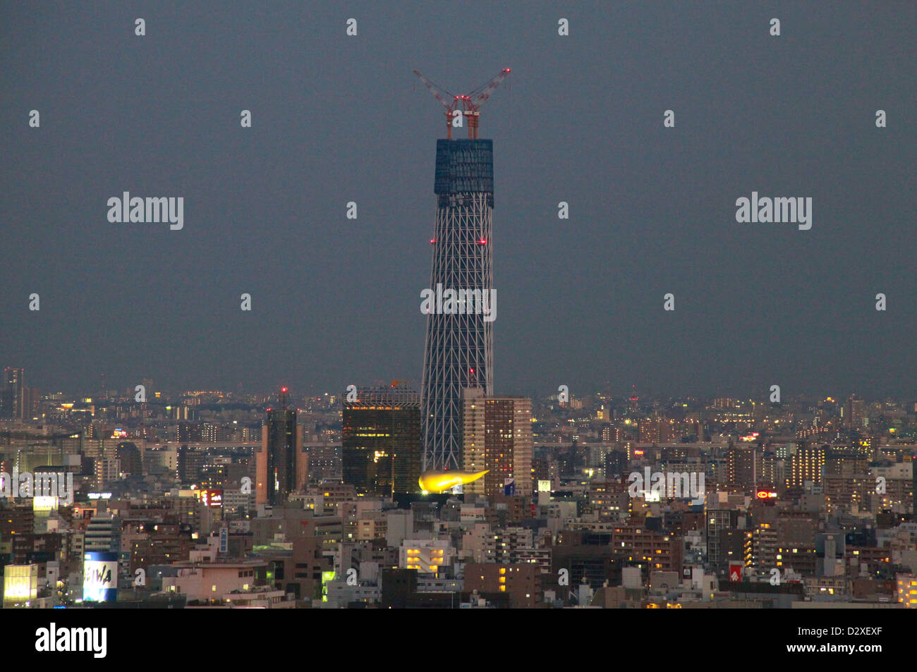 Tokyo construction hi-res stock photography and images - Alamy