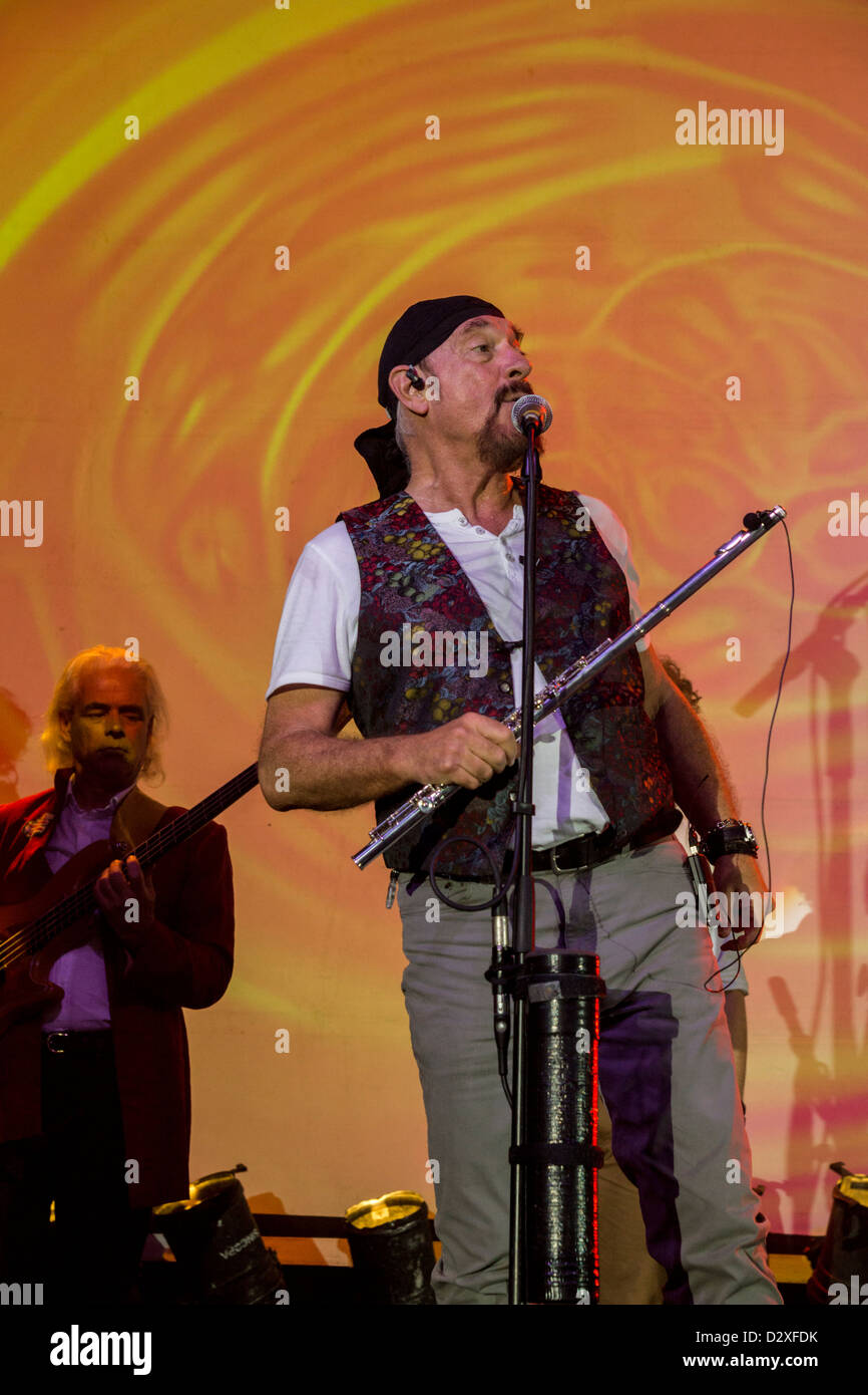 David goodier hi-res stock photography and images - Alamy