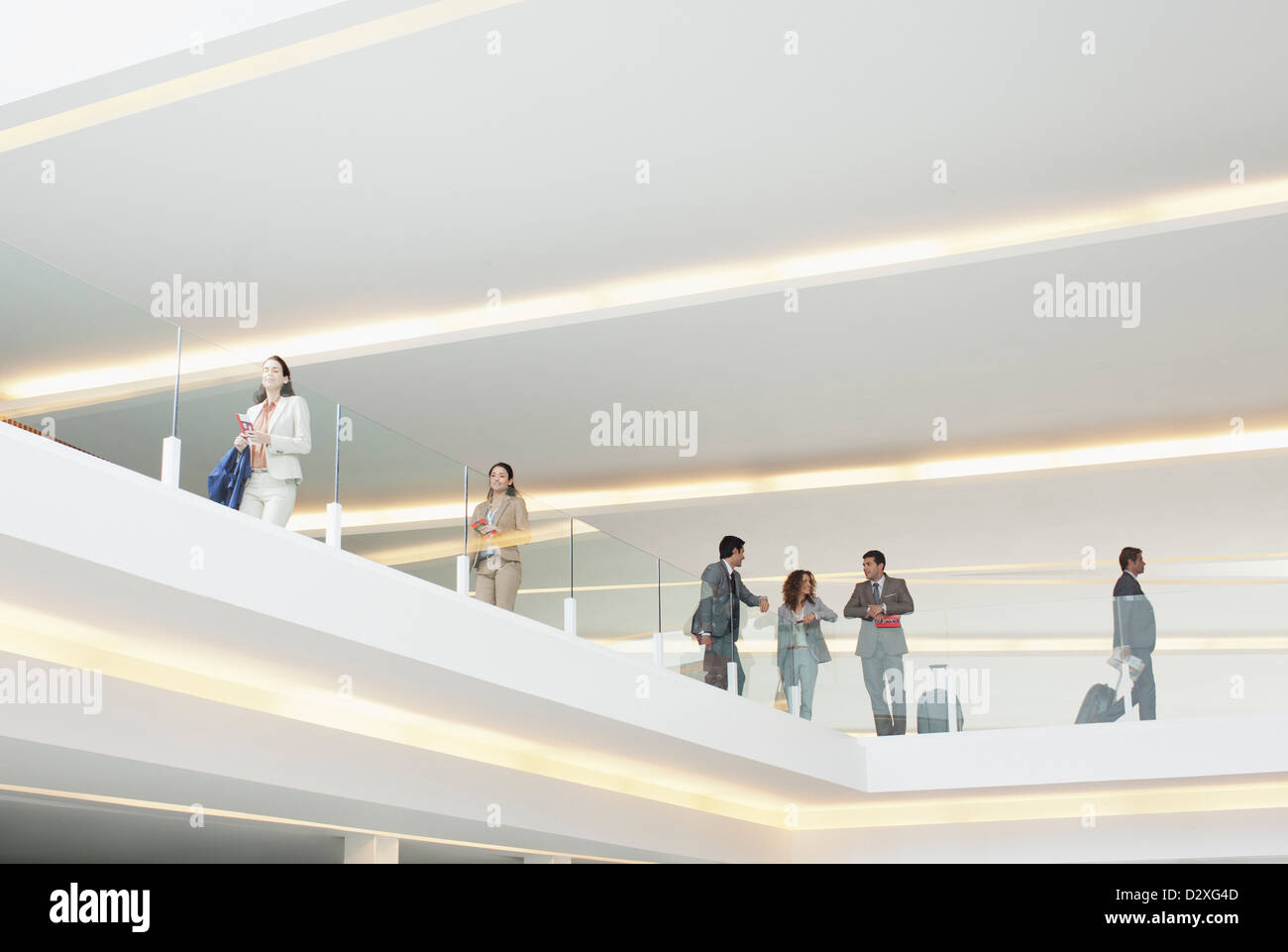 Walkway group of people hi-res stock photography and images - Alamy