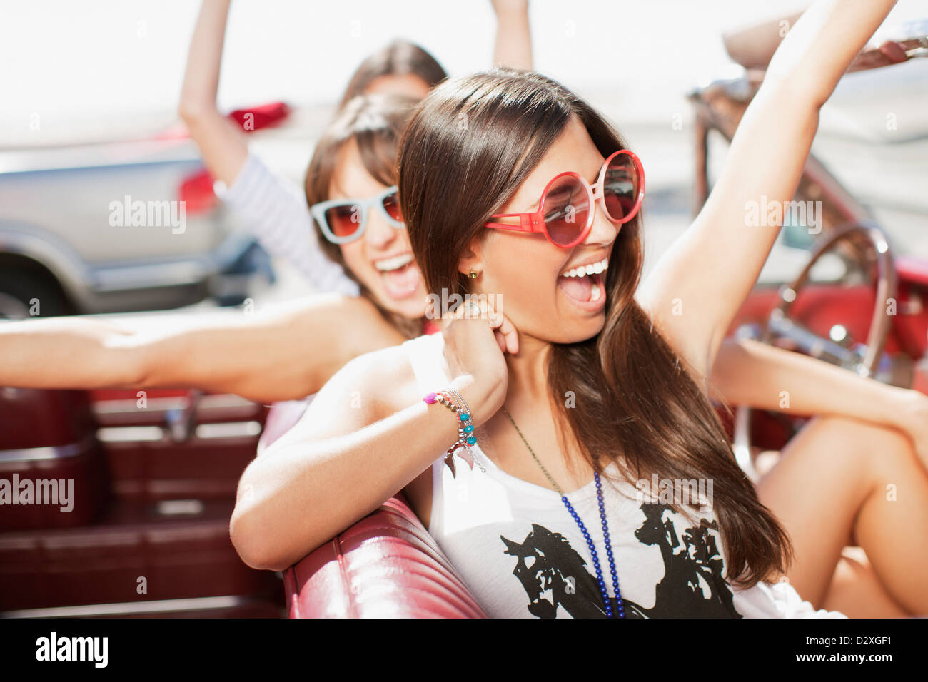 35 to 40 years female cheering hi-res stock photography and images - Alamy