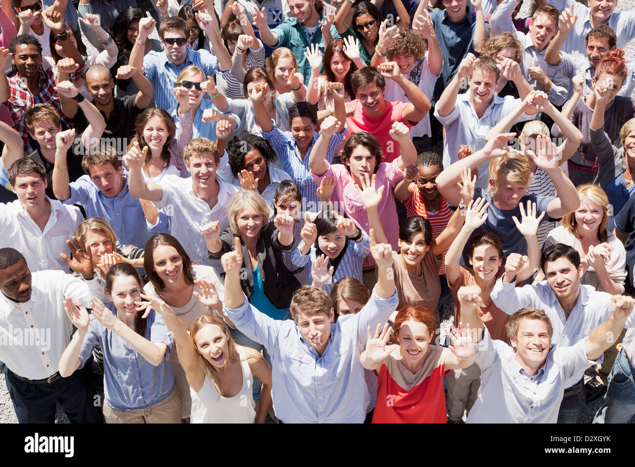 Crowd looking up cheering hi-res stock photography and images - Alamy