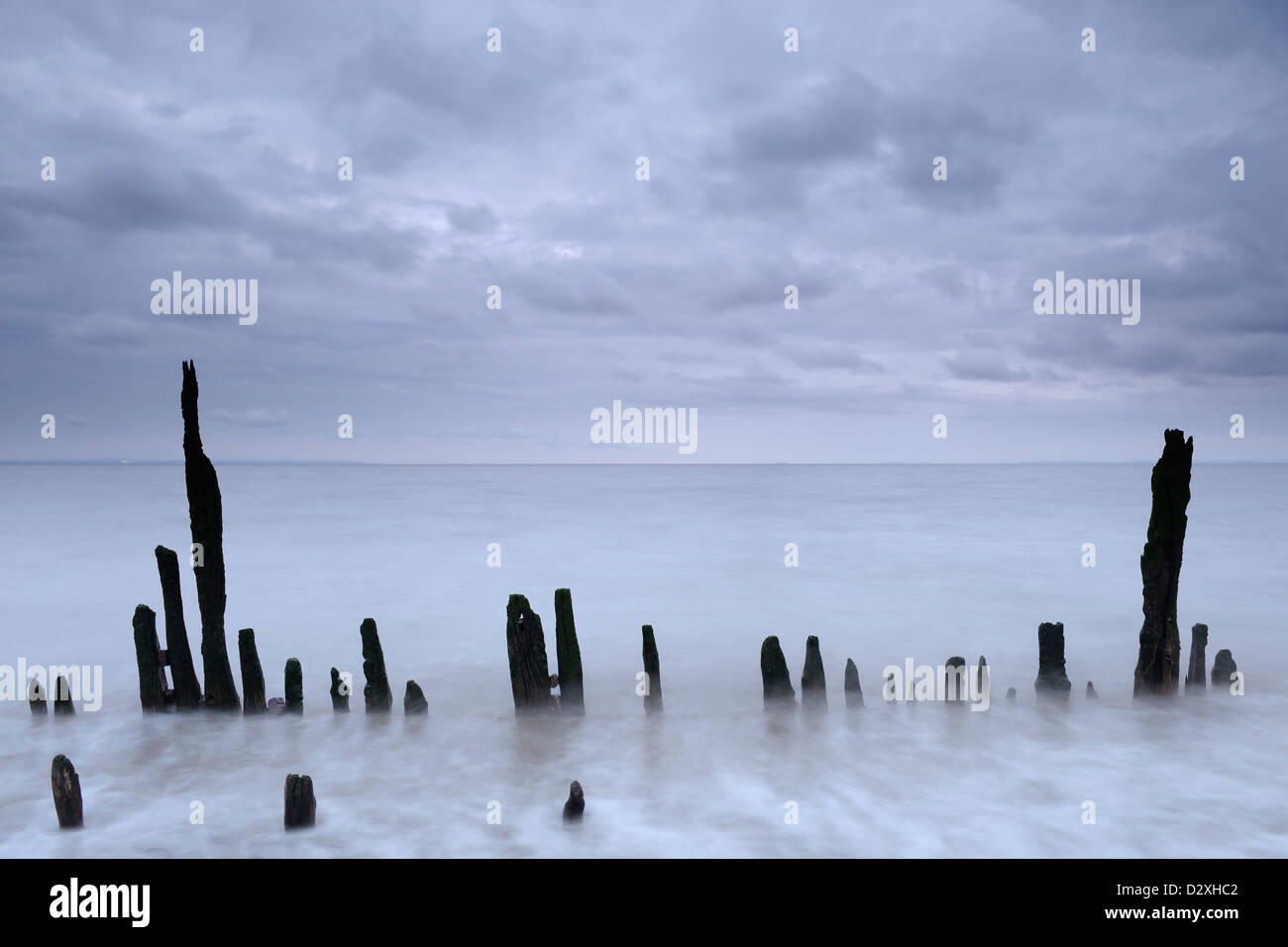 Coastal groynes hi-res stock photography and images - Alamy