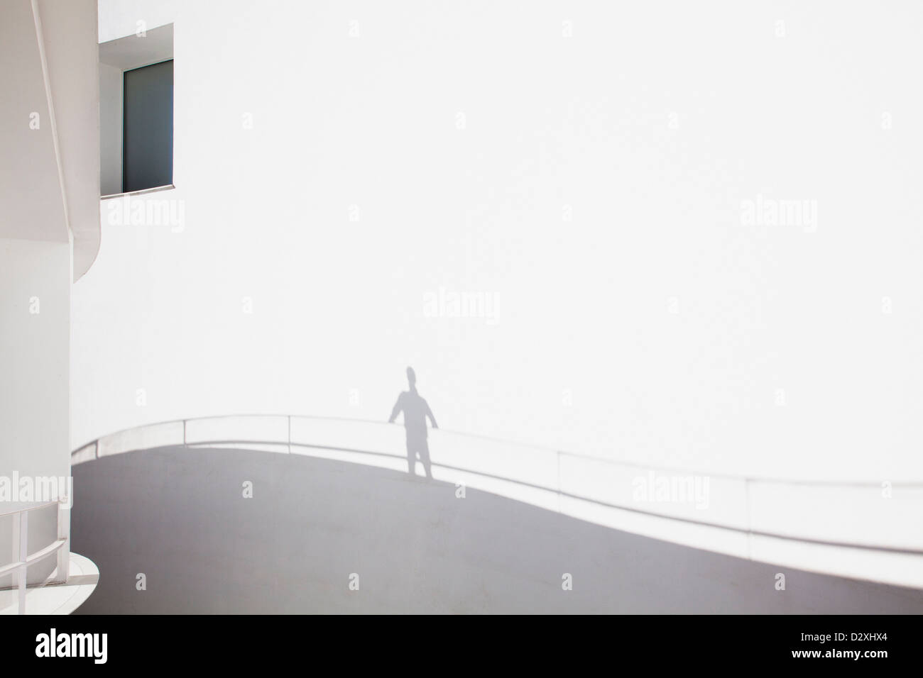 Shadow person wall architecture hi-res stock photography and images - Alamy