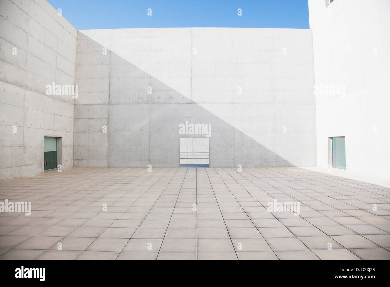 Empty concrete courtyard Stock Photo - Alamy