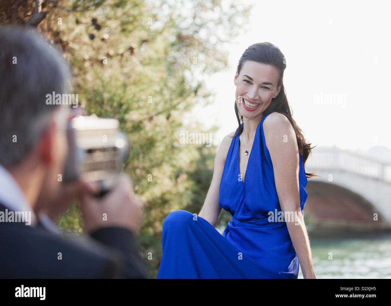 Filming nature hi-res stock photography and images - Alamy