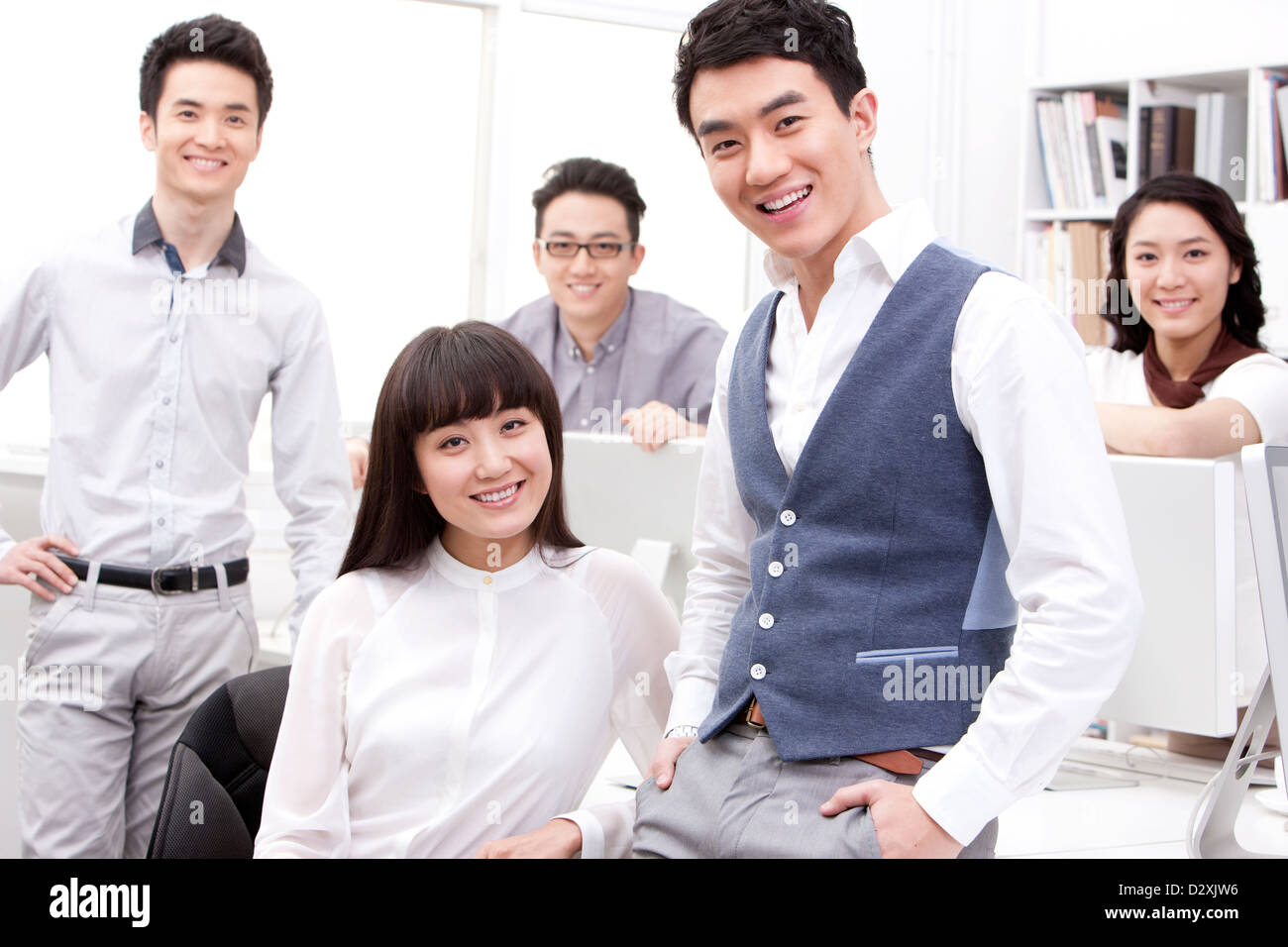 China office workers hi-res stock photography and images - Alamy