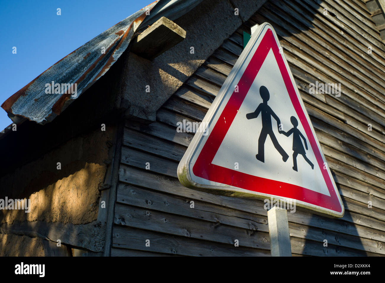 Children old traffic sign hi-res stock photography and images - Alamy