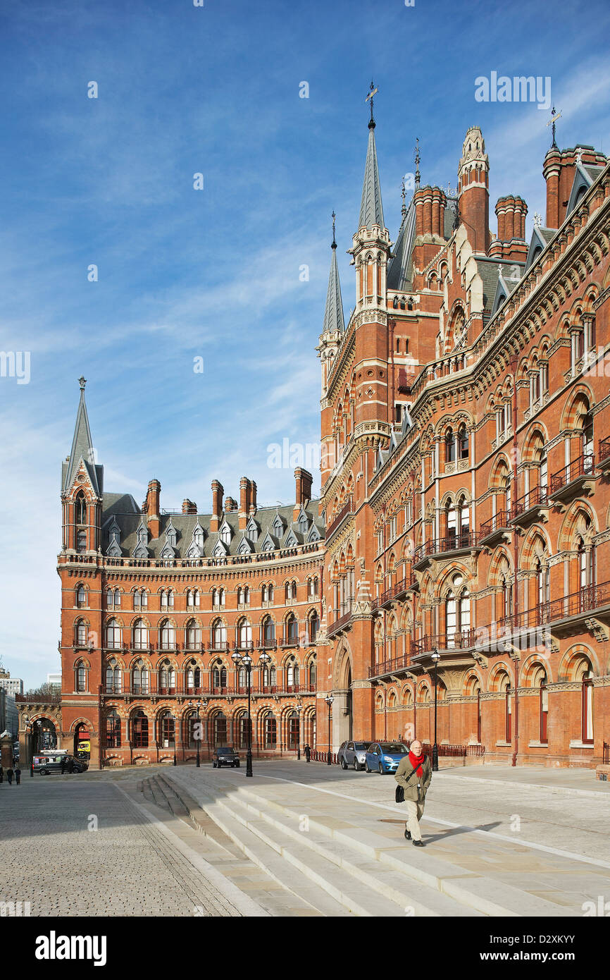 Cu london hi-res stock photography and images - Alamy