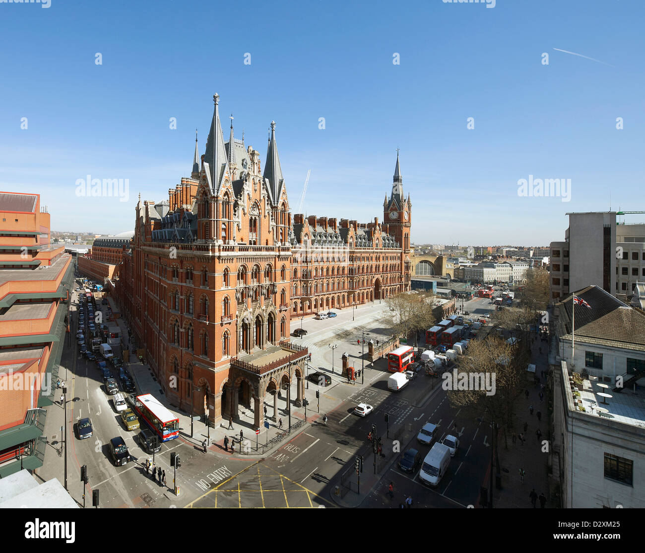 1 st giles high st hi-res stock photography and images - Alamy