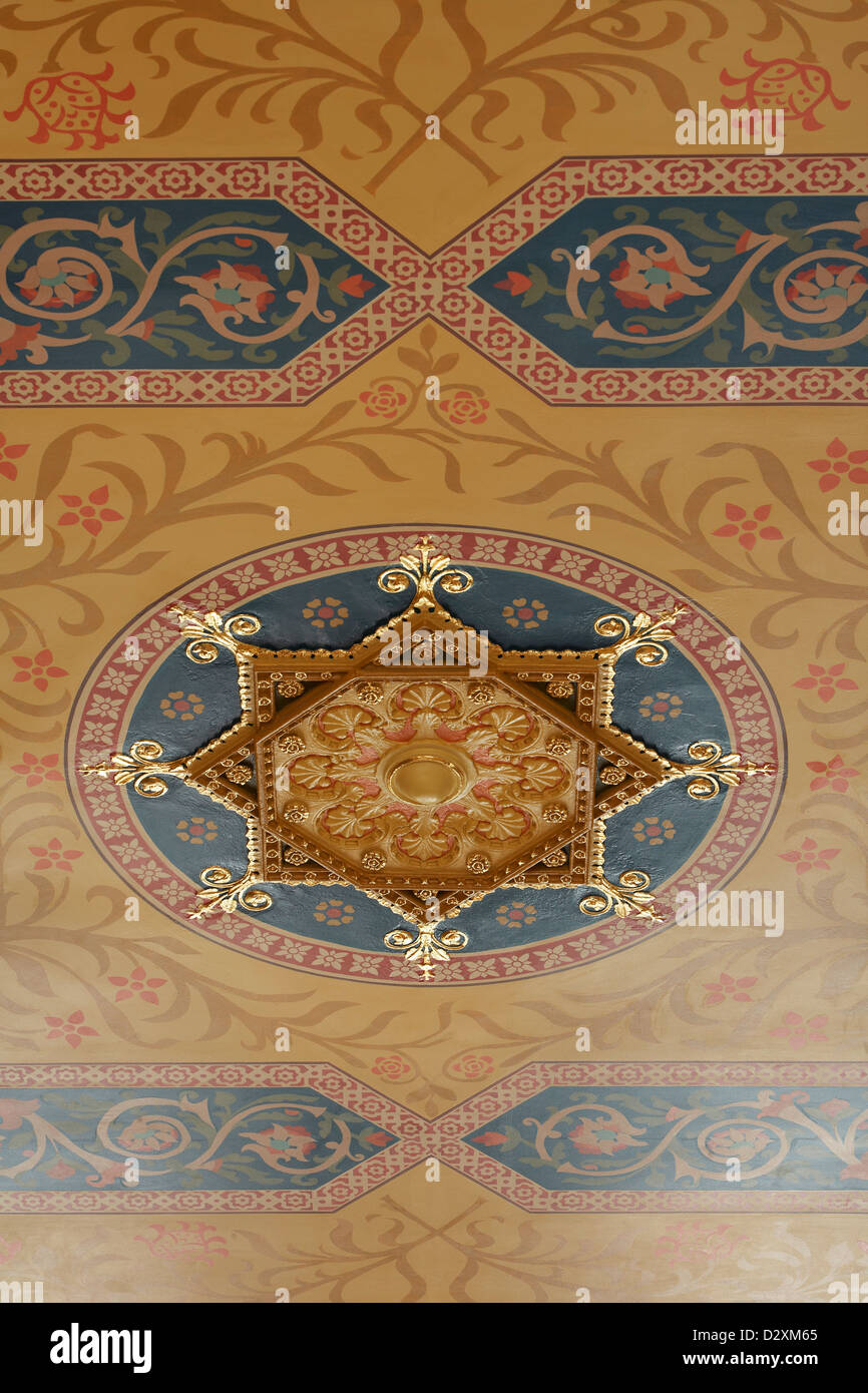 Richard gilbert scott hi-res stock photography and images - Alamy