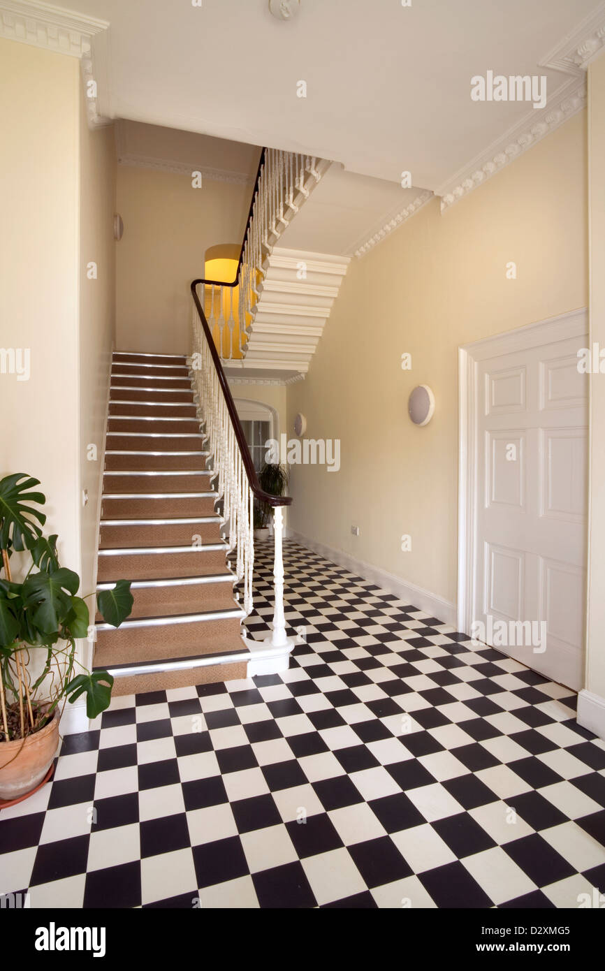 Chequerboard design hi-res stock photography and images - Alamy