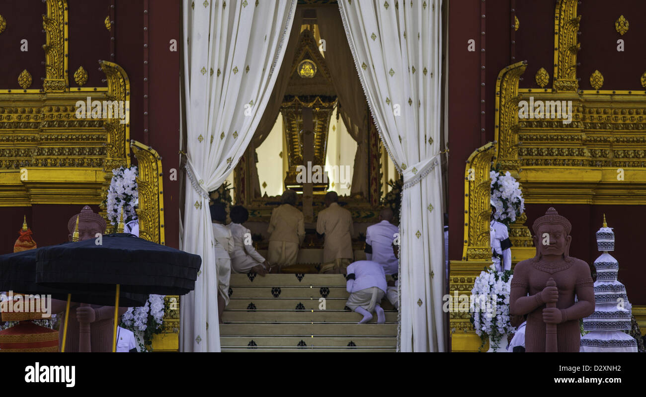 Feb. 4, 2013 - Phnom Penh, Cambodia - Cambodian King Norodom Sihamoni ...