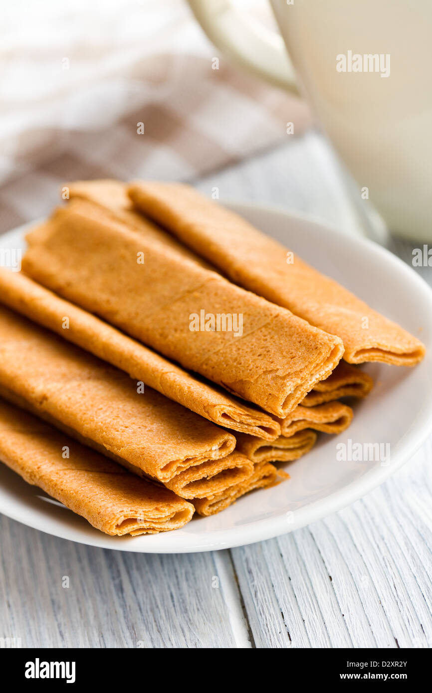 Crepes dentelle. Sweet french dessert Stock Photo - Alamy