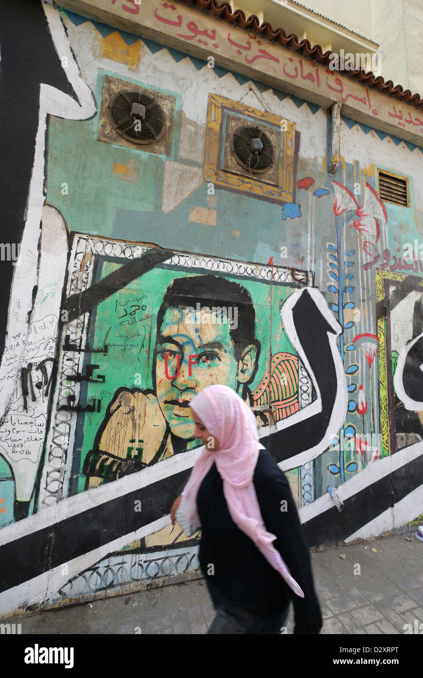 Egypt political graffiti tahrir square hi-res stock photography and ...