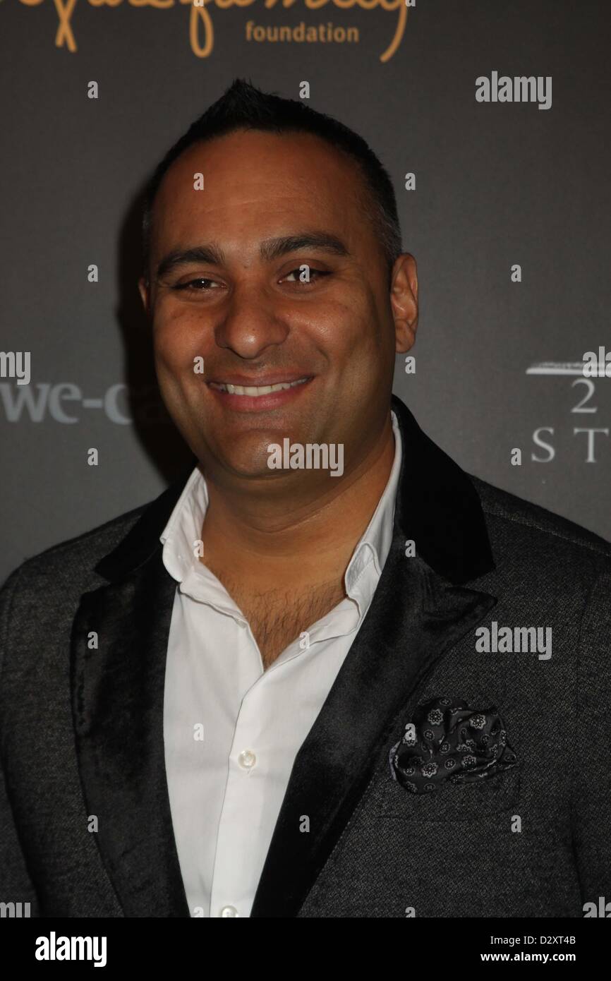 Russell peters hi-res stock photography and images - Alamy