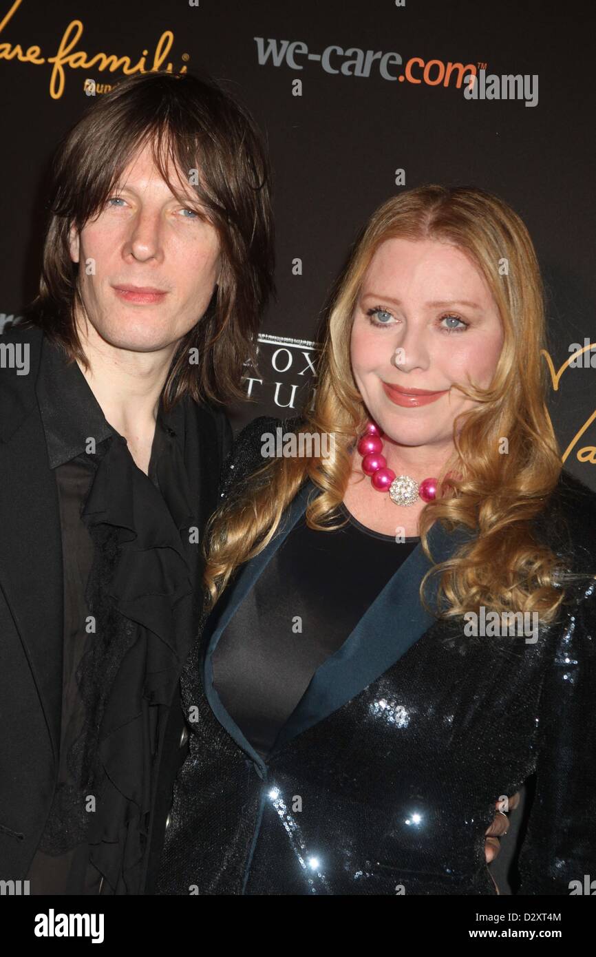 Jan. 31, 2013 - New York, New York, U.S. - BEBE BUELL RIGHT LEFT JIM ...
